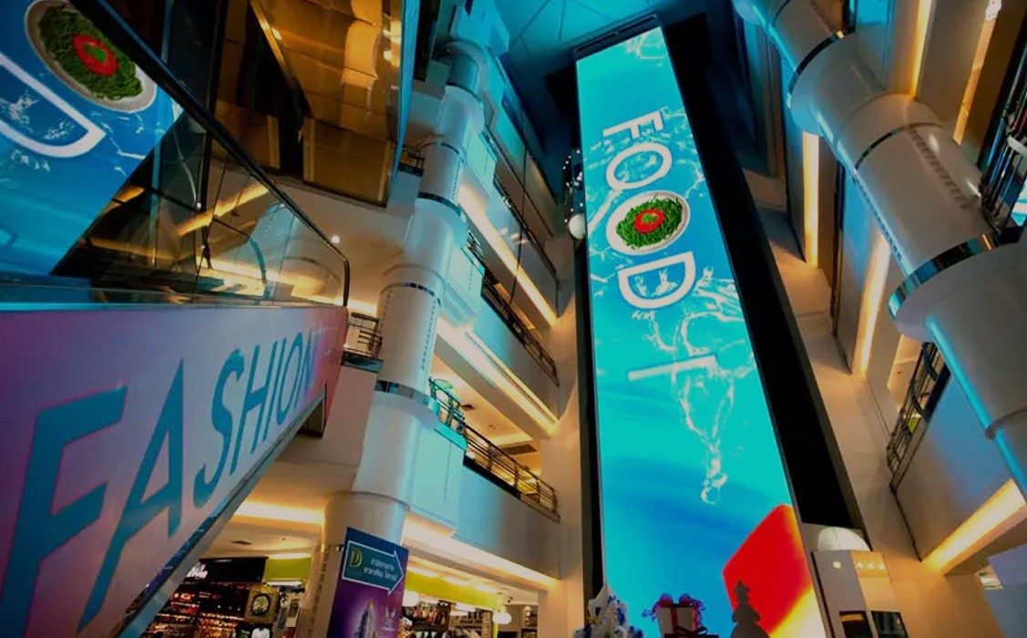 Big LED screens in shopping malls: modern trends of 2024 - Advision