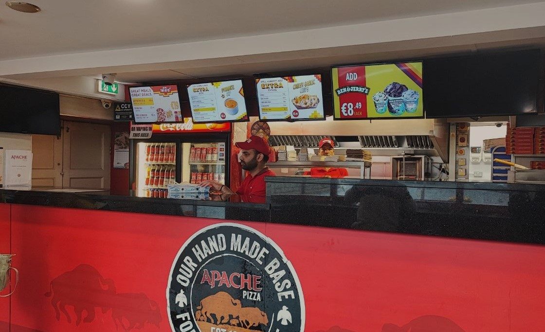 Digital Signage for cafes and restaurants in 2025 - Advision